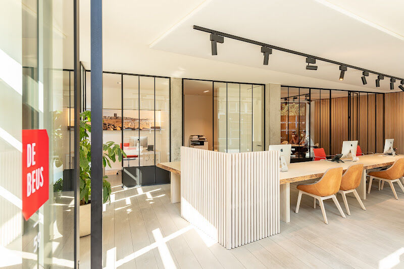 Immo De Beus - Van Iseghemlaan 59, 8400 Oostende - Bedrijvenwijzer.be